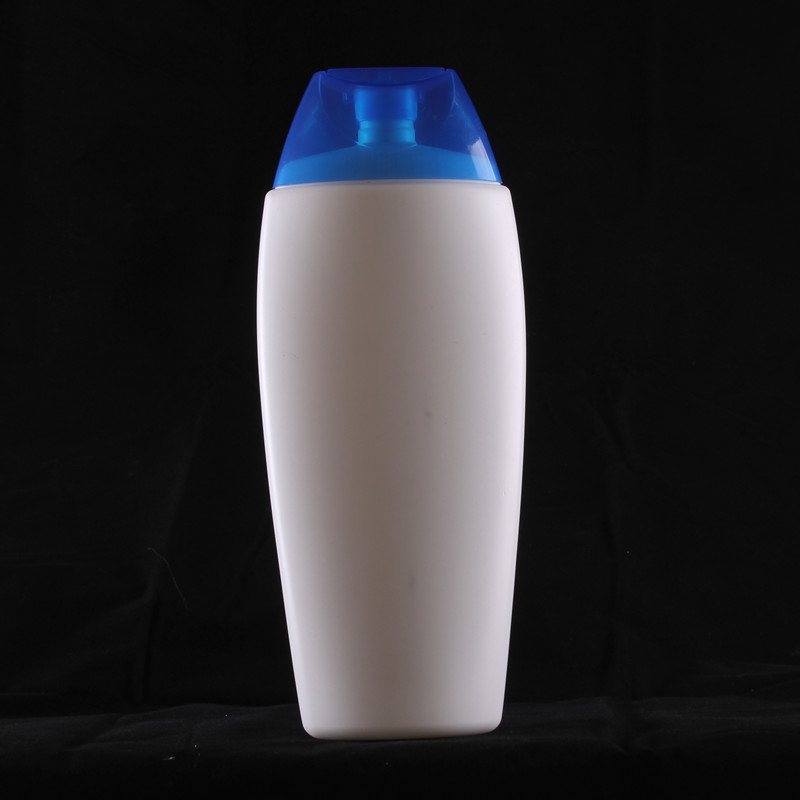 Plastic Bottle – Universal Industries PLT